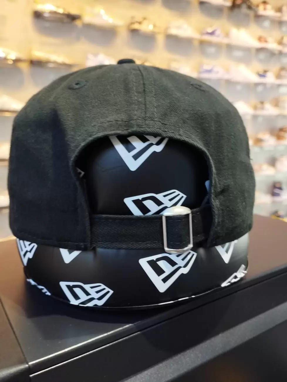5738 - NEW ERA Blk Lavander Cap | Item Details - AG Lab | AfterMarket